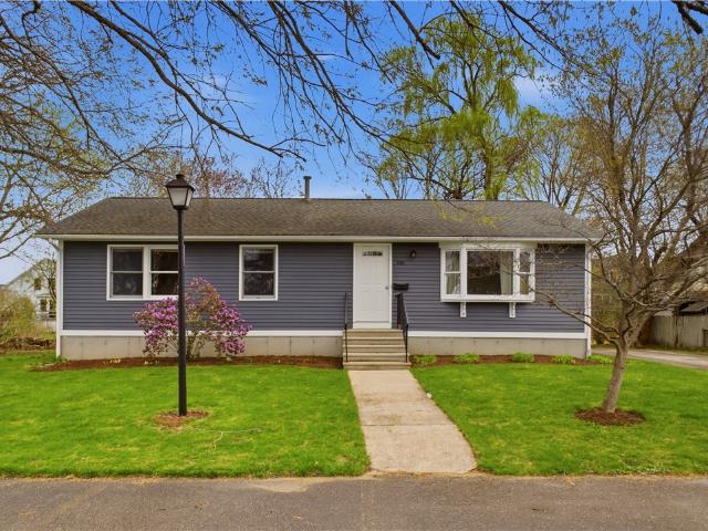 5 St Mary’s Way, Warren, RI 02885 | MLS #1410 | Compass