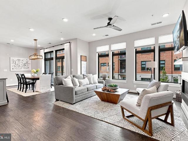 5 Stationmaster Street SE # 200