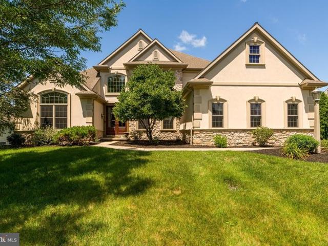 5 Stoneridge Ln, Lititz, PA 17543