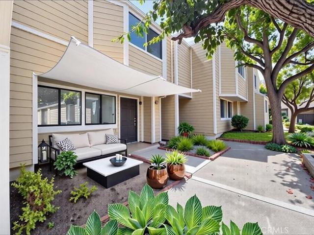 5 Sundance Dr, Newport Beach, CA 92663