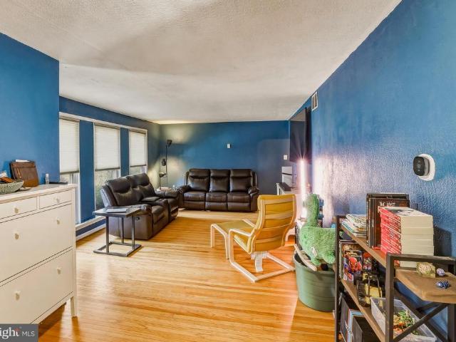5 Sunset Drive
