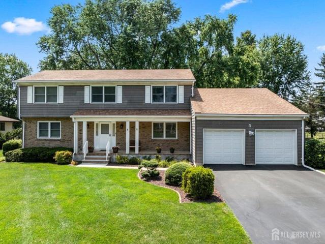 5 Sussex Rd, East Brunswick, NJ 08816