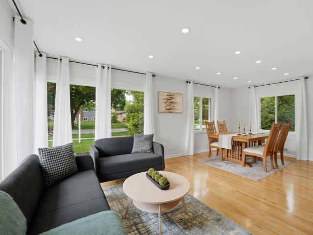 5 S Waterman Avenue