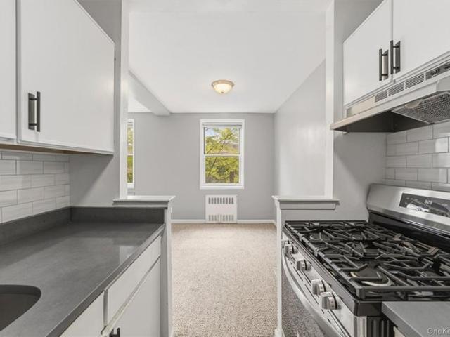 5 Sadore Ln Unit H3, Yonkers, NY 10710
