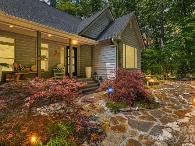 5 Saddle Ridge