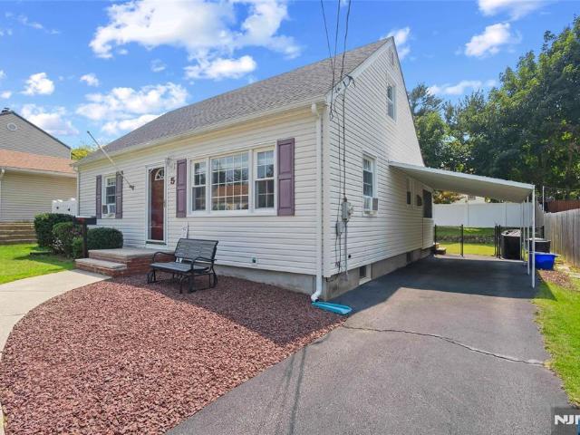 5 Sally Street