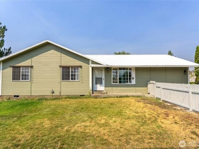5 Sand Flat Rd, Omak, WA 98841
