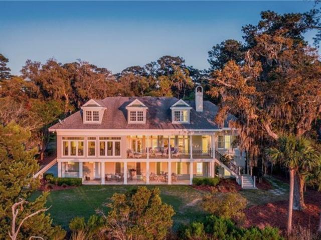5 Seafarers Cir, Savannah, GA 31411