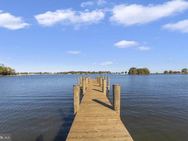 5 Seagrass Court