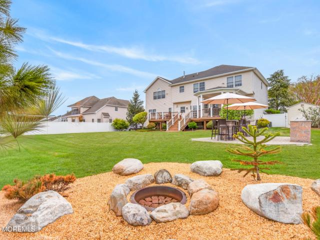 5 Selma Lane