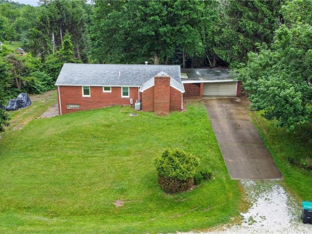 5 Seneca Dr