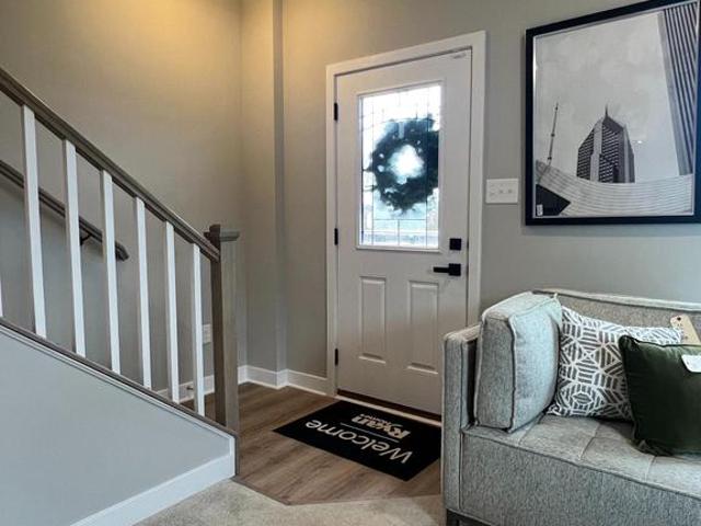 5 Sidney Ln