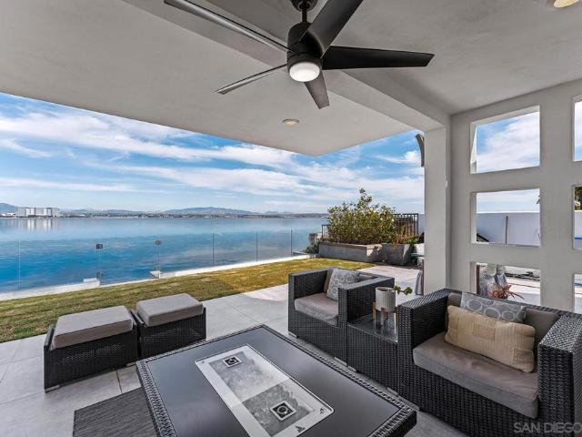 5 Spinnaker Way