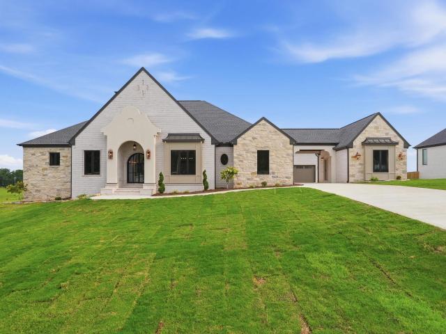 5 Taryn Trail