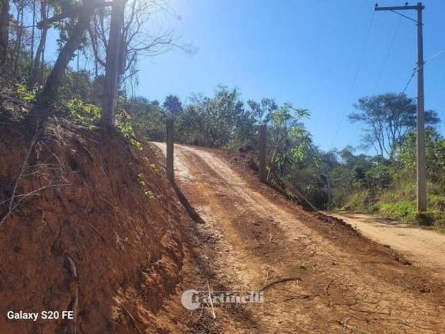 5 Terrenos em Excelente Loteamento, Vista Panorâmica, Pronto para Construir