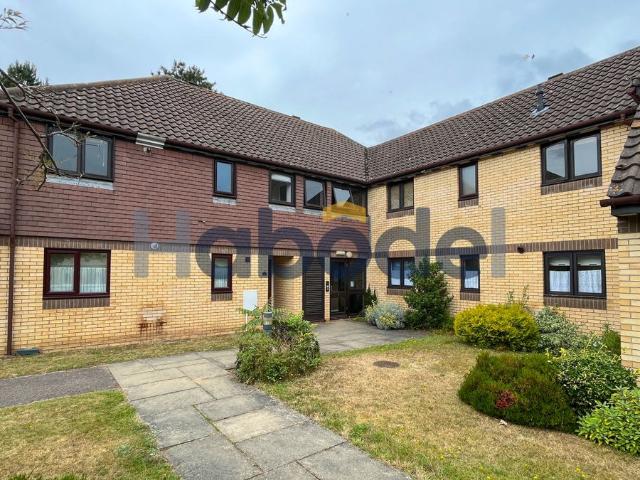 5 The Paddocks, Martlesham Heath, Ipswich IP5, 1 bed flat to rent, £825 pcm | PrimeLocation