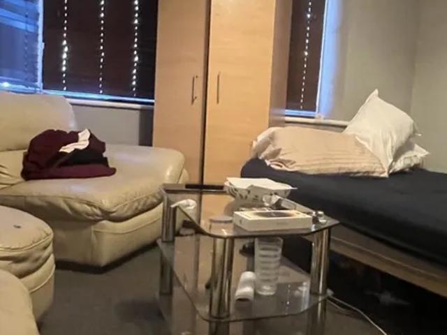 5 The Pavement, London, E11 1EG, United Kingdom | Room for rent #160153236 | Rentberry