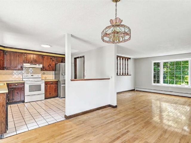 5 Tiffany Drive