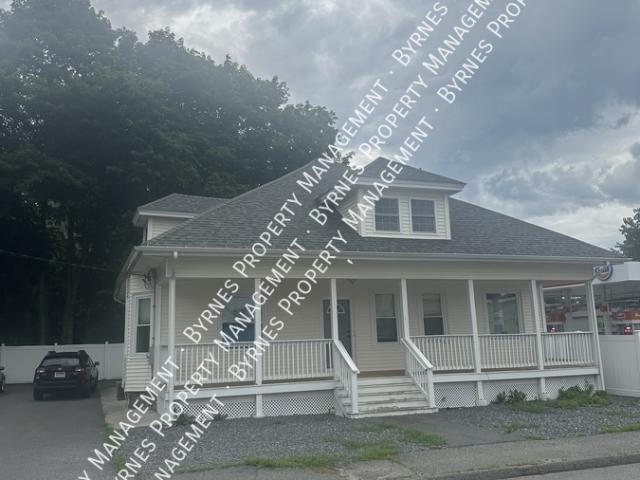 5 Tower St, 5 beds, 2 full baths