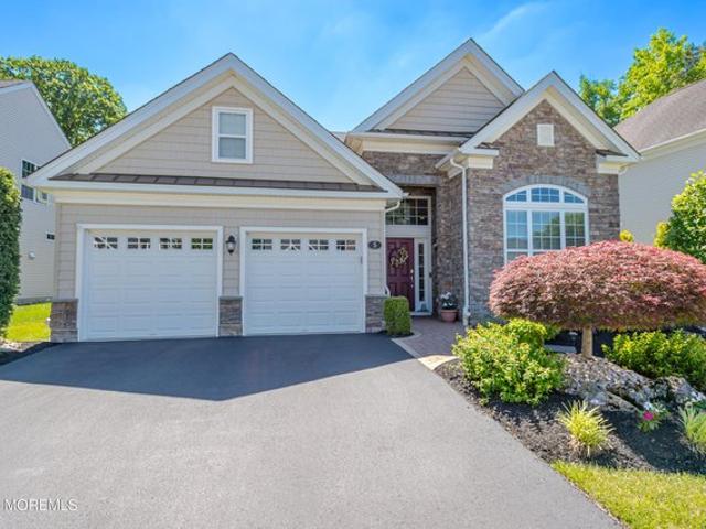 5 Tree Line Dr, Freehold, NJ 07728