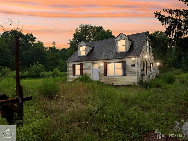 5 Union Hill Rd, Monroe, NJ 08831
