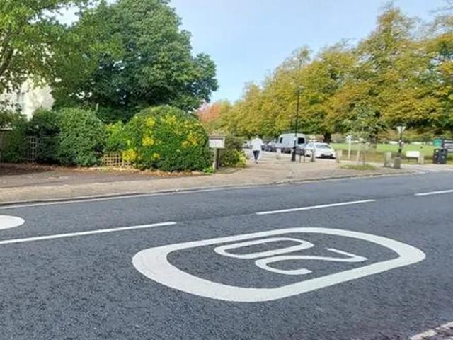 5 Upper Ham Road, London, TW10 5LD, United Kingdom | 2 bed apartment for rent #138313111 | Rentberry