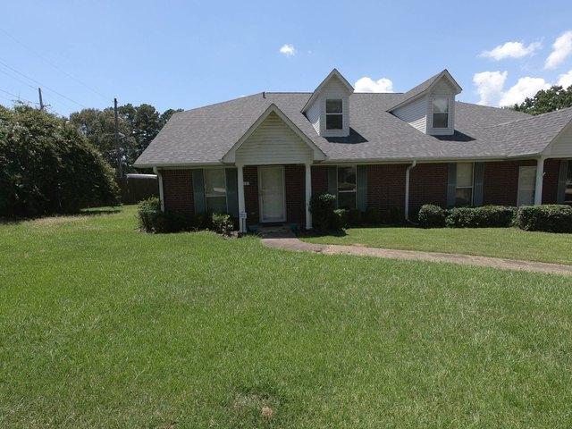 5 Valleyview Cir, Texarkana, TX 75503