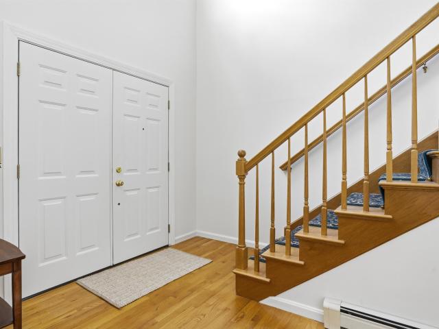 5 Van Buren Circle