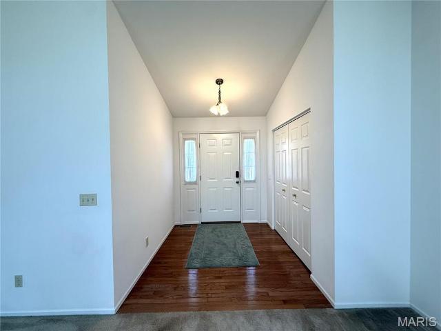 5 Van Gogh Ct, Dardenne Prairie, MO 63368 | MLS #26022 | Compass