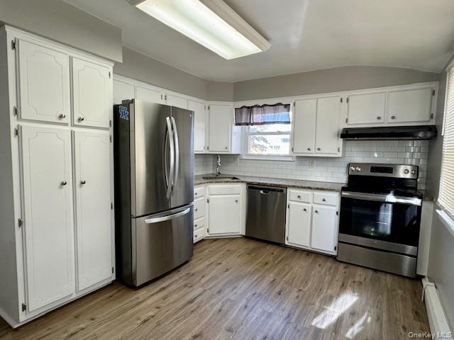 5 Vilno Ct, Huntington Station, NY 11746 | MLS #937498 | Compass