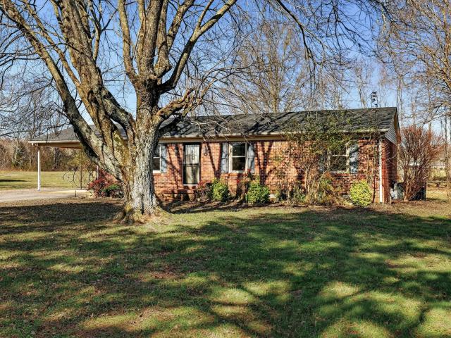 5 Walker Ln