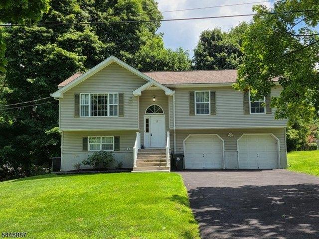 5 Wallman Way, Mount Olive Township, NJ 07828