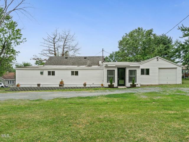 5 Wanzer Avenue