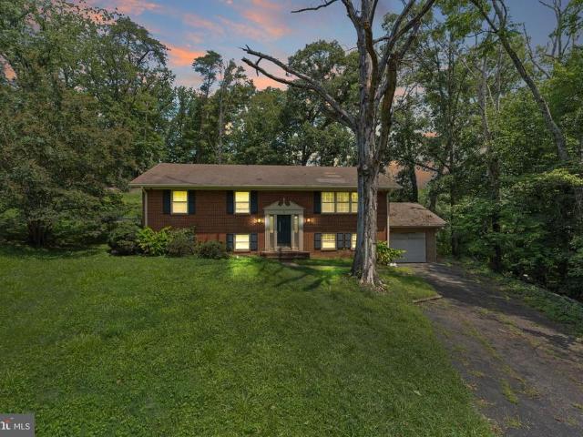 5 Warfield Place