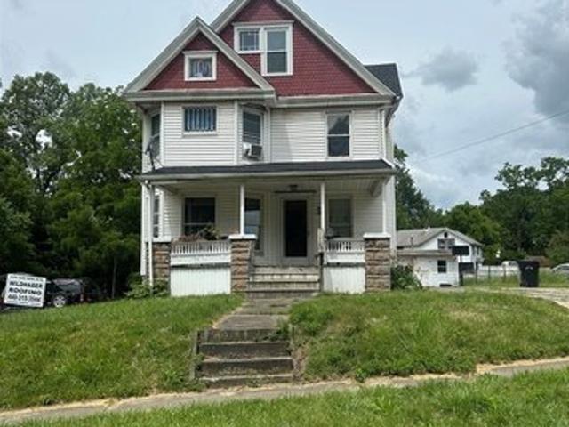 5 Water St, Elyria, OH 44035