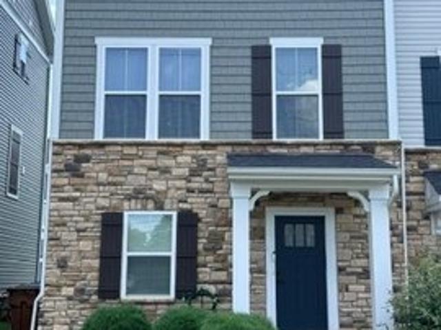 5 Wentworth Ln, Deer Park, OH 45236