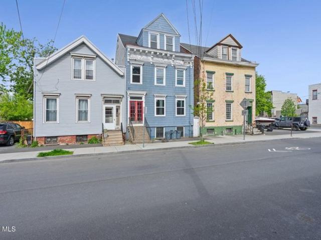 5 West St, Albany, NY 12206