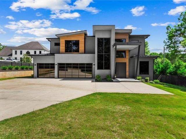 5 Whitehead Rd, Buford, GA 30518