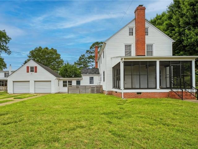 5 Willoughby PL