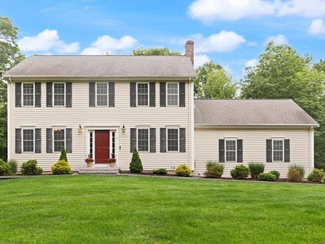 5 Winchester Rd, Medway, MA 02053