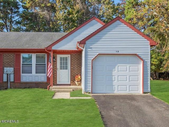 5 Winthrop Pl Unit B, Whiting, NJ 08759