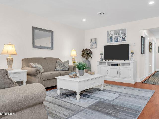 5 Winthrop Place Unit B