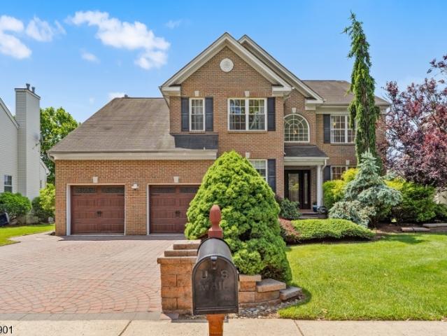 5 Woodfield Ct