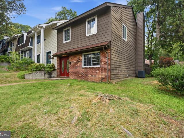 5 Woodlake Drive