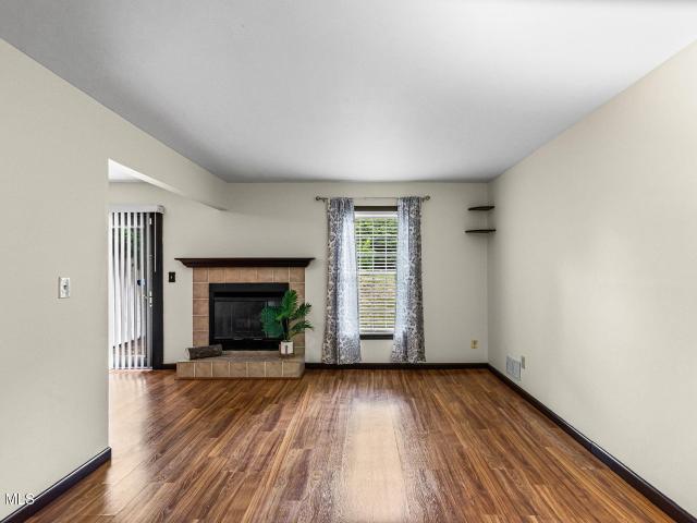 5 Woodside Drive