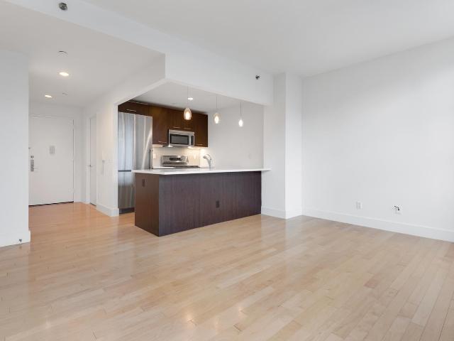 5 09 48th Avenue, Queens, NY