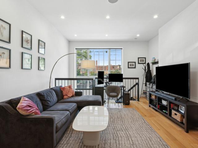 5 26 47th Avenue, Queens, NY