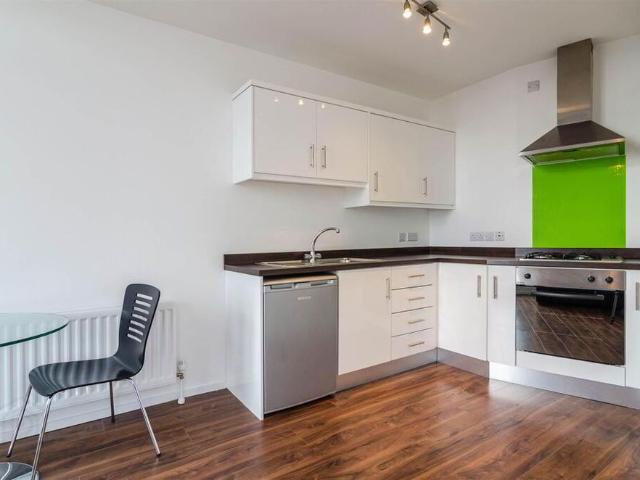 5.2, 117 Lisburn Road, Belfast, BT9 7AF