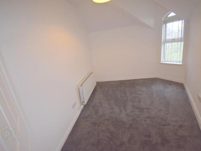 5, 2 Templemore Avenue, Belfast, BT5 4FT