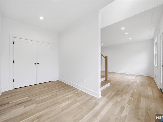 5 31 Boyd Avenue